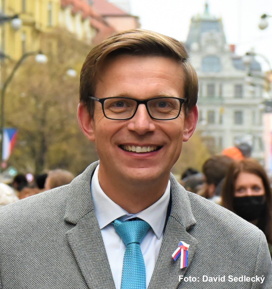 Kupkova obhajoba vlády - CEDMO