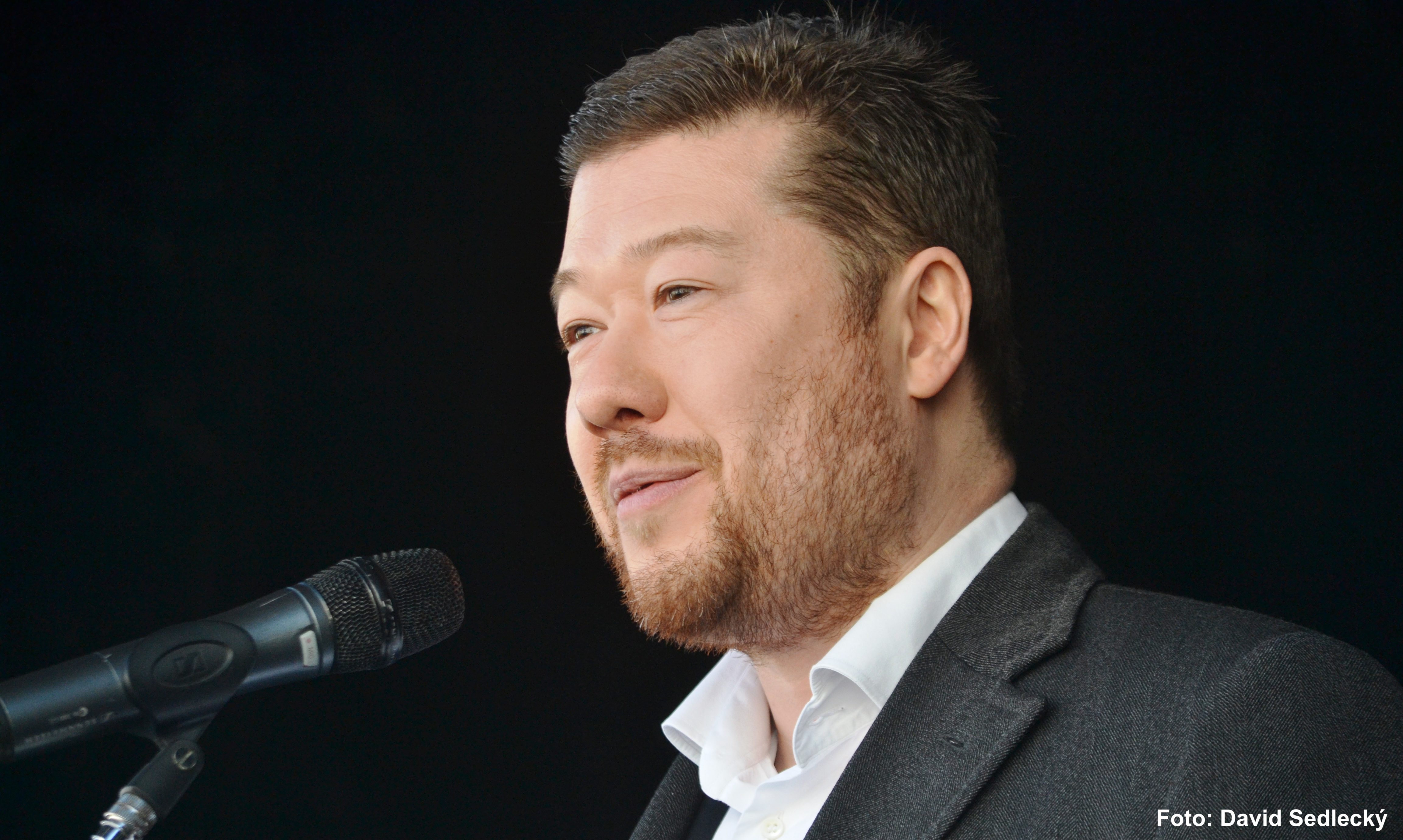 Okamurova kritika vlády - CEDMO