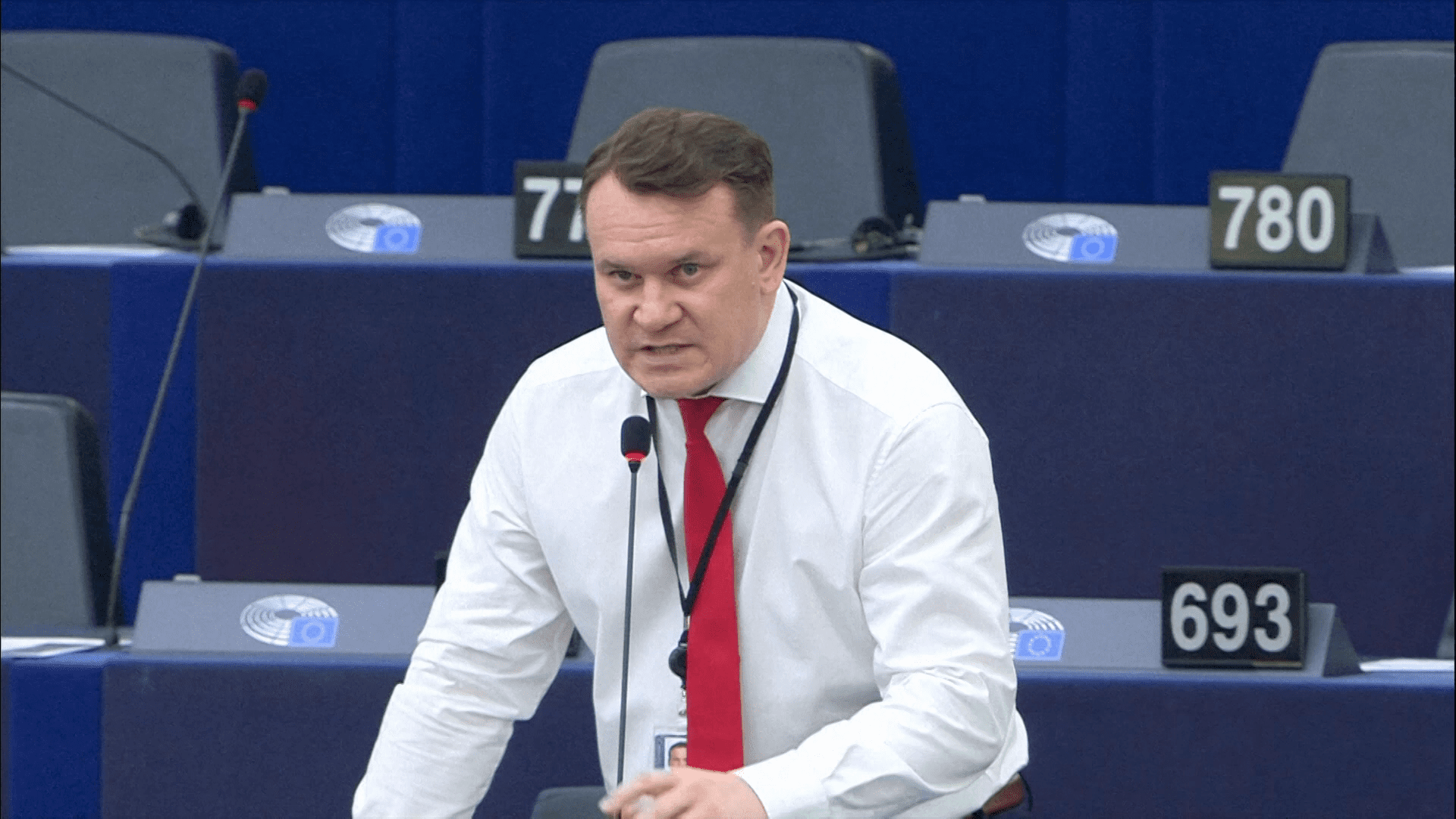Europoseł Tarczyński: w Niemczech nie można wyjść do parków. To ...